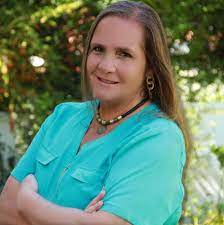 ¿Dónde está la derecha?-Marie Claude Mayo | Nuevo Poder