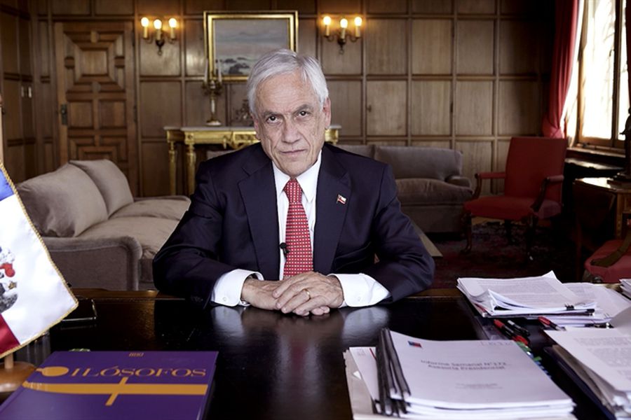 Piñera no podrá salir de Chile mientras dure juicio político en su ...